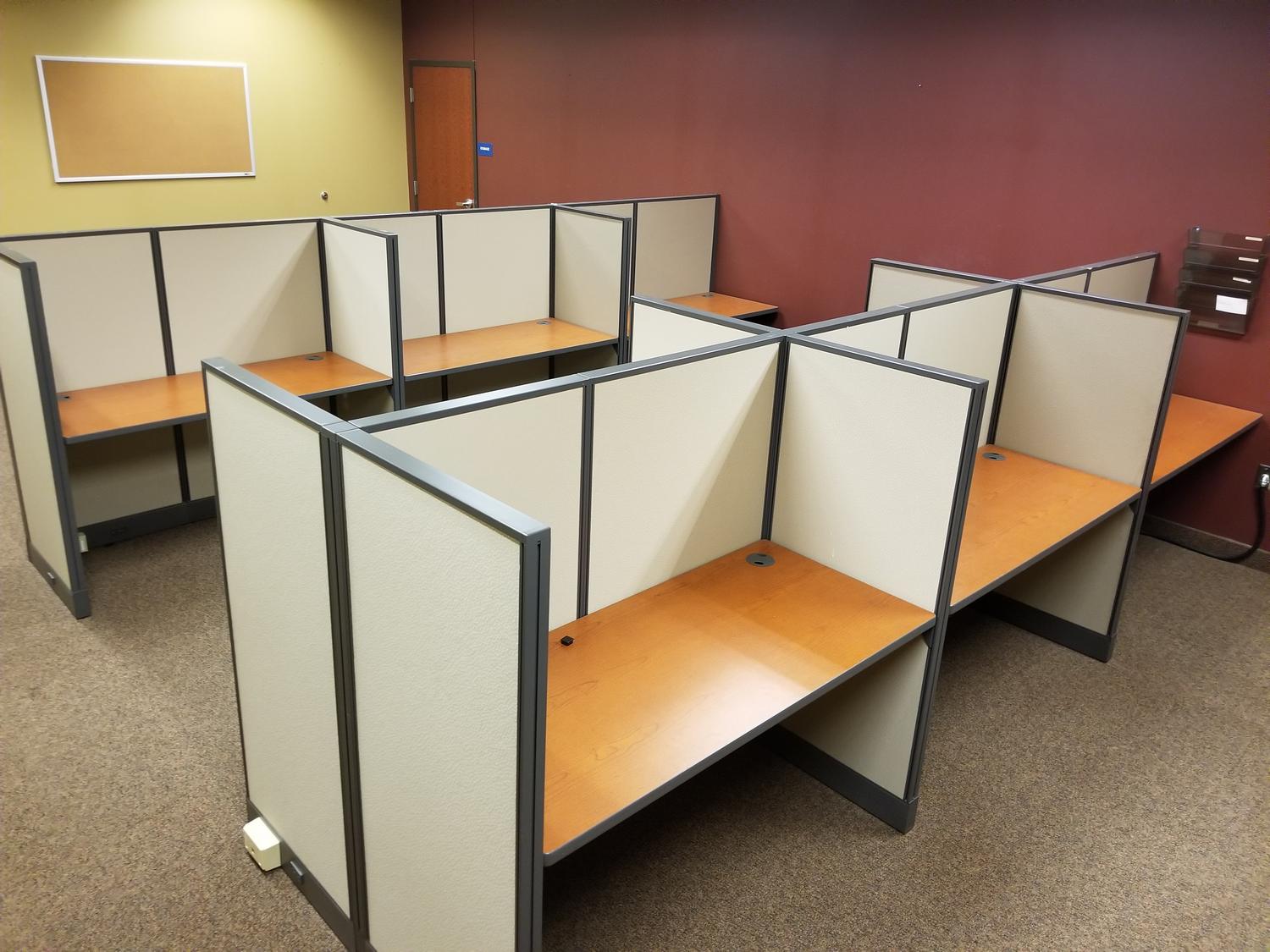 HON Initiate Call Center Cubicles | Madison Liquidators